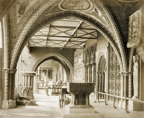 Palaces (Gothic Architecture, Medieval Architecture)