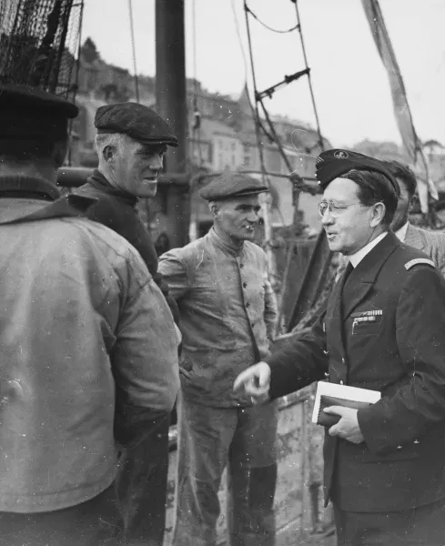 Wwii Chaplain 2 Generations Of Military Chaplains Reflect On