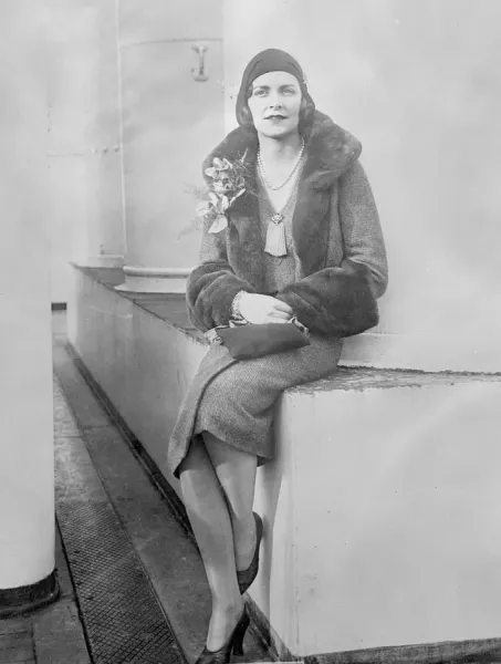 Lady Edwina Mountbatten Our beautiful Wall Art and Photo Gifts include ...