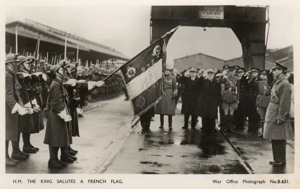 WW2 HM King George VI visits the BEF, December 1939