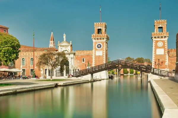 Venetian Arsenal Lion Detailed Information About The Arsenal Of