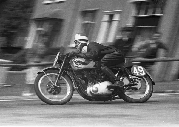 Eddie Dow (BSA) 1953 Senior Clubman TT Unsere schönen Wandkunst- und ...
