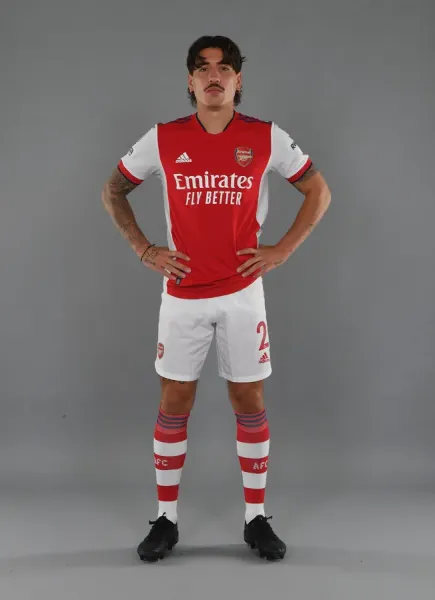 Arsenals Hector Bellerin Prepares For 2021 22 Season At