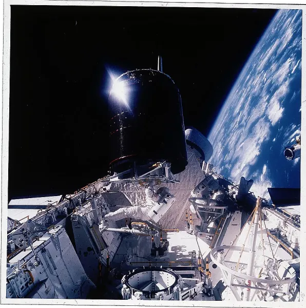 Dale Gardner Astronaut Pics About Space Dale Gardner: Astronaut,