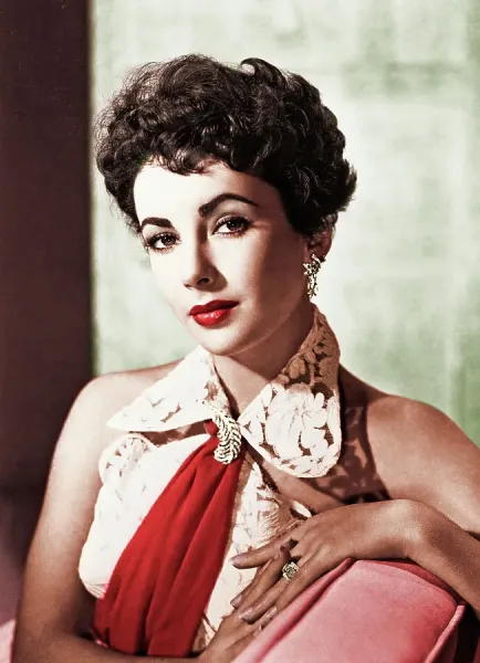 Elizabeth Taylor. Ca. 1950s Our beautiful Wall Art and Photo Gifts ...