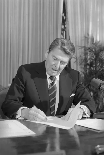 Ronald Reagans Veto