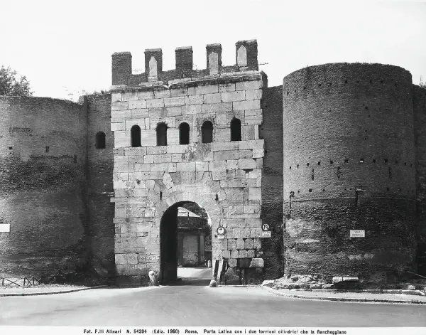 Magazzino 33 Porta Portese Rome