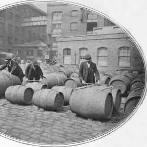 Blitz in London -- fire damage at Docks, WW2 Our beautiful Wall Art and ...